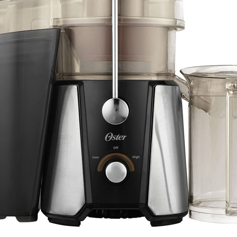 Extractor de jugos Oster® JusSimple™ FPSTJE9010 - Oster